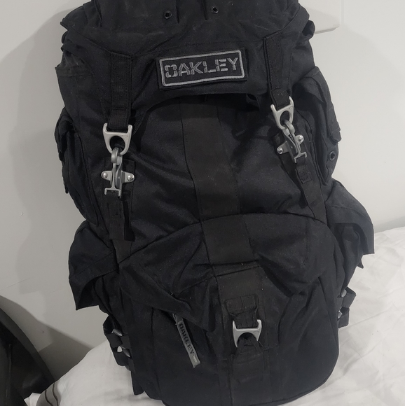 Oakley | Bags | Mechanism Backpack | Poshmark